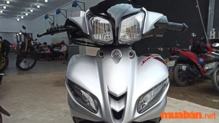 Giá xe Jupiter FI mới nhất T10/2025: Giá đề xuất và lăn bánh
